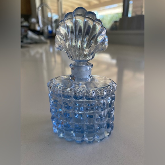Accents | Vtg 7s Antique Ornate Clear Glass Perfume Bottle With ...